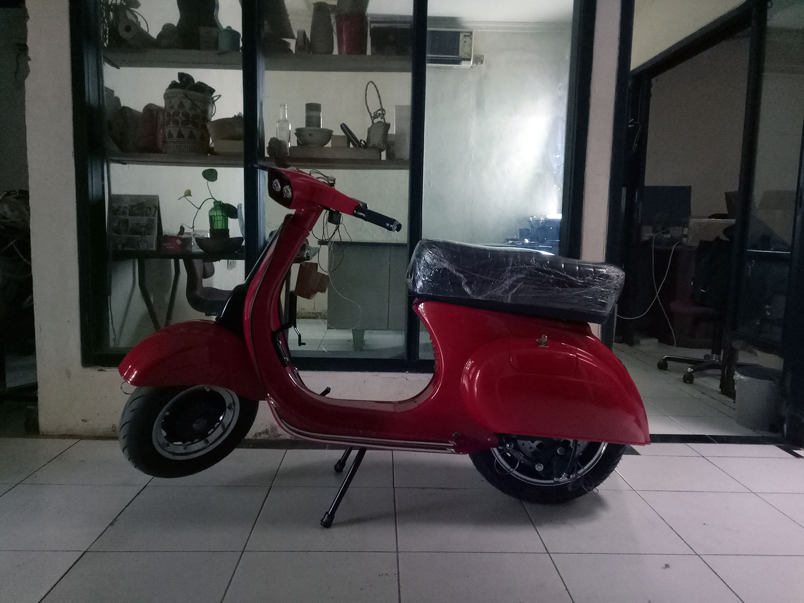 Bikin-Bikin: Retrofit Vespa PTS Merah #11 – aikon.org